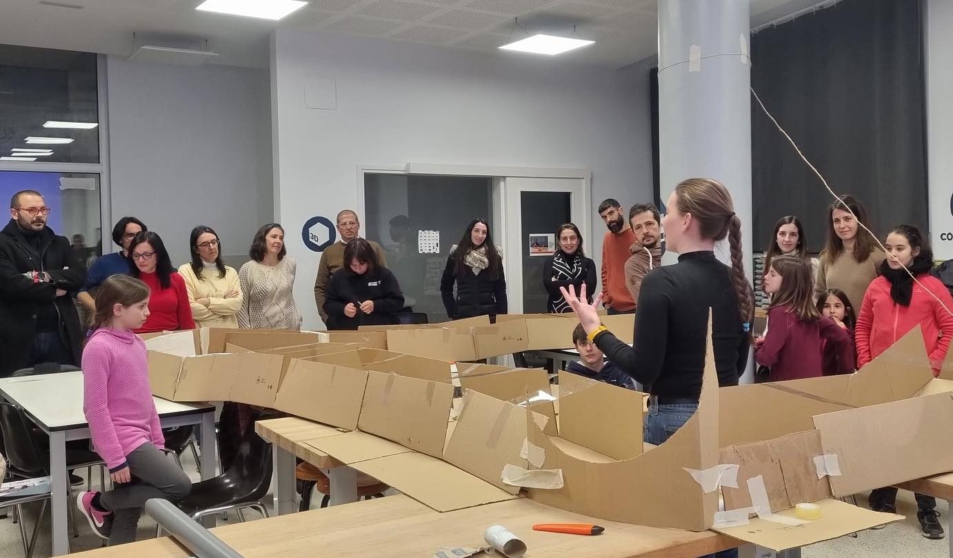 Programa MISTI - Escola Gem - Llar d'infants, Infantil, Primària, ESO, Batxillerat i Cicles